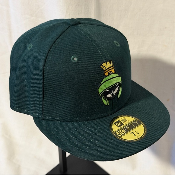 New Era | Accessories | New Era Fitted 7 4 Marvin The Martian Alt 515 ...
